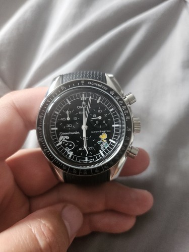 Omega Speedmaster MOONSWATCH Metal MOD Quartz Snoopy Black Dial Rubber ...
