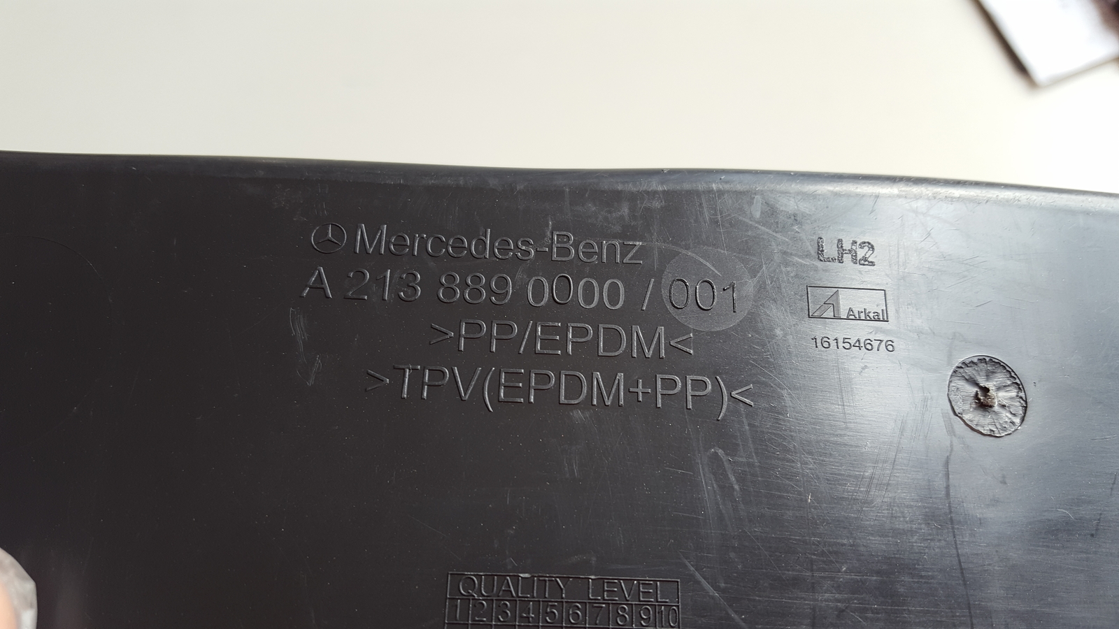 Kotflügel Abdeckung vorne links A2138890000 Mercedes E Klasse W213 ...