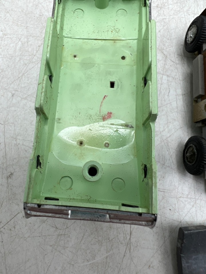 Atlas 1312 Ho Slot Car Light Green Seafoam Mint Oldsmobile Starfire w ...