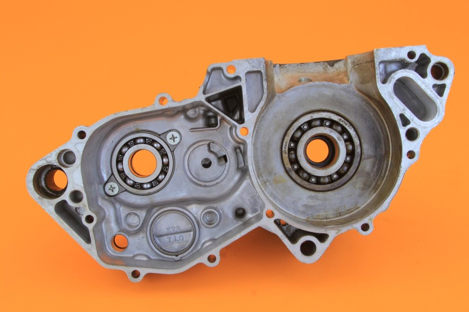 97-99 1997 CR250 CR 250 OEM Left Engine Crankcase Crank Case Bottom End ...