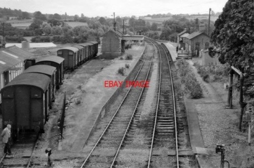 PHOTO BROMYARD RAILWAY STATION HEREFORDSHIRE 1963 GWR WORCESTER ...
