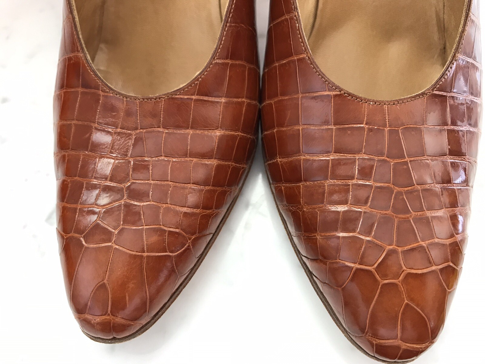 CHANEL BROWN ALLIGATOR style LEATHER Cap Toe Heels Pu… - Gem