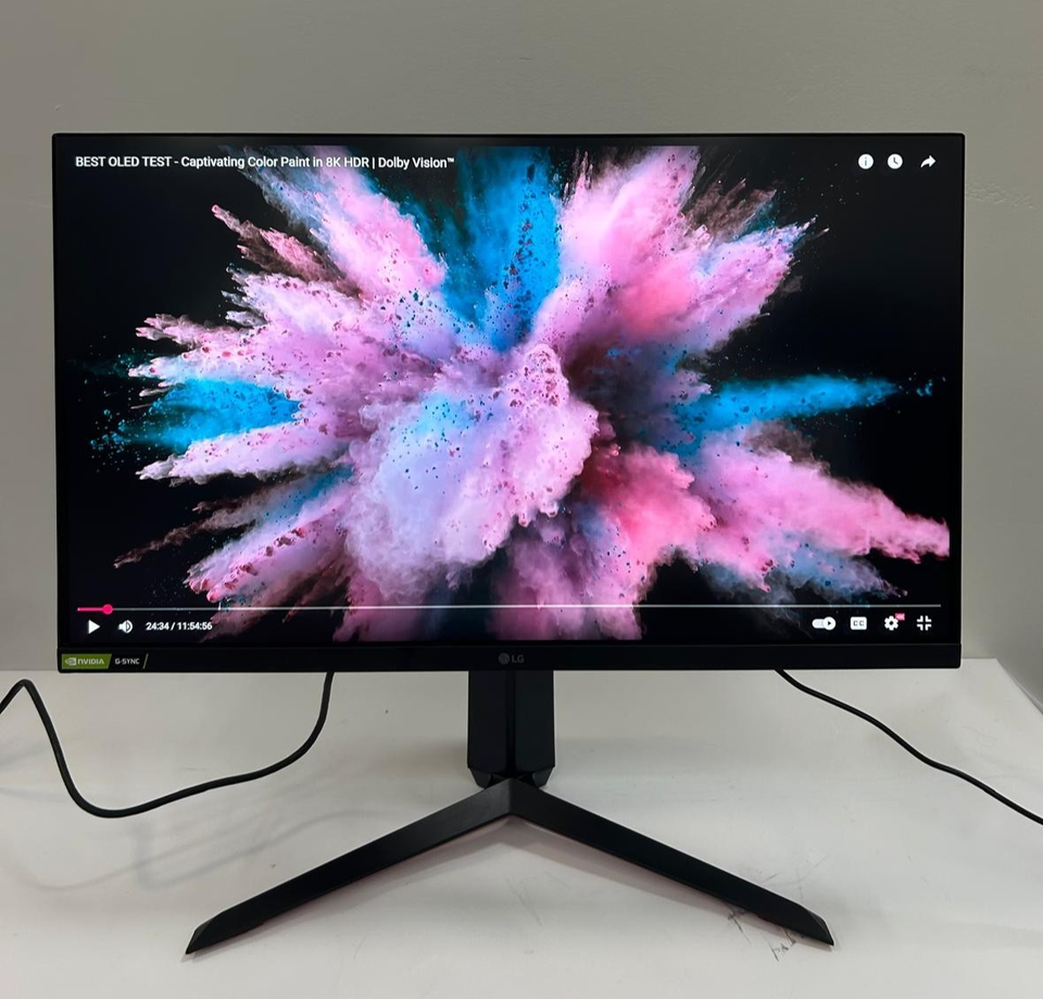 LG UltraGear 27" QHD Nano IPS Gaming Monitor 1ms G-SYNC HDR – 27GP83B-B ...