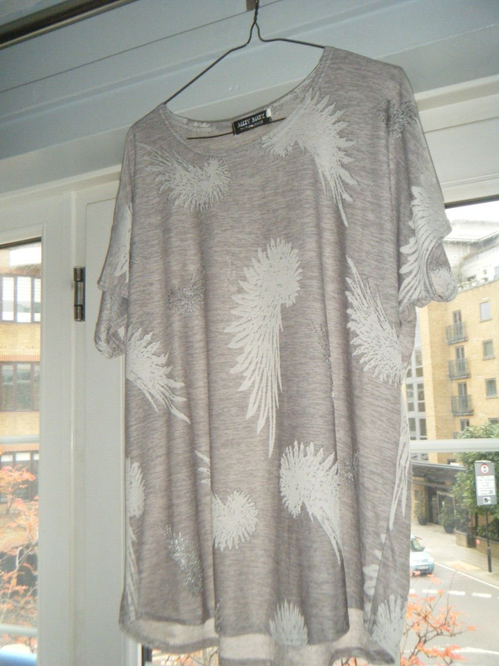 Muy Muy Fancy Collection Ladies Top Light Grey with pattern 2XL/3XL New ...