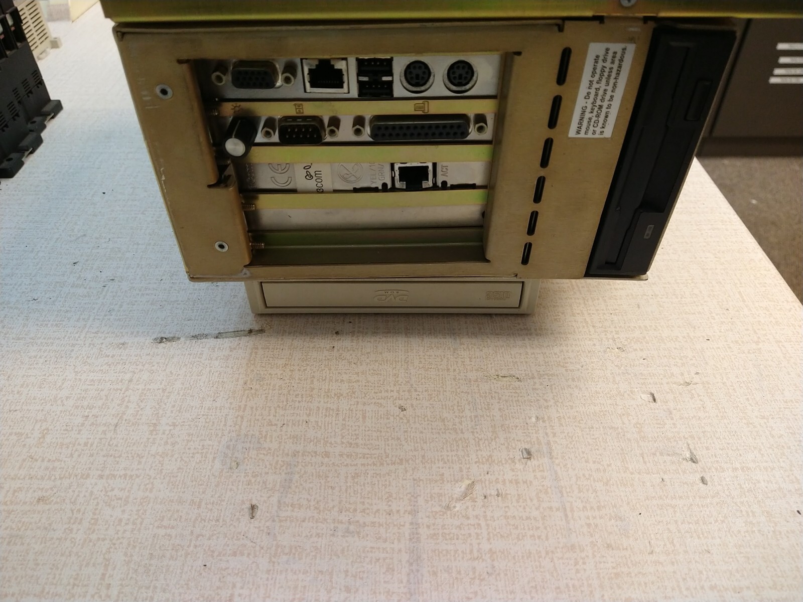 Used ALLEN-BRADLEY 6181-CHBCBBZZZ Ser B INDUSTRIAL FLAT PANEL COMPUTER ...