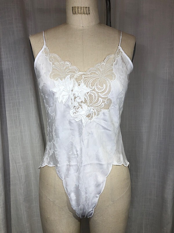 Vintage 80s White Lace High cut Teddy - Gem