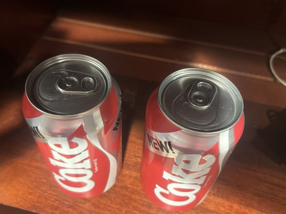 Stranger Things New Coke 1985 Coca-Cola Limited Edition Collectors ...