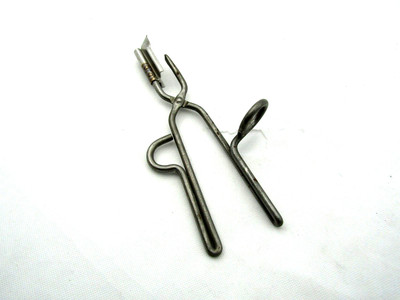 Laboratory Furnaces - Tongs