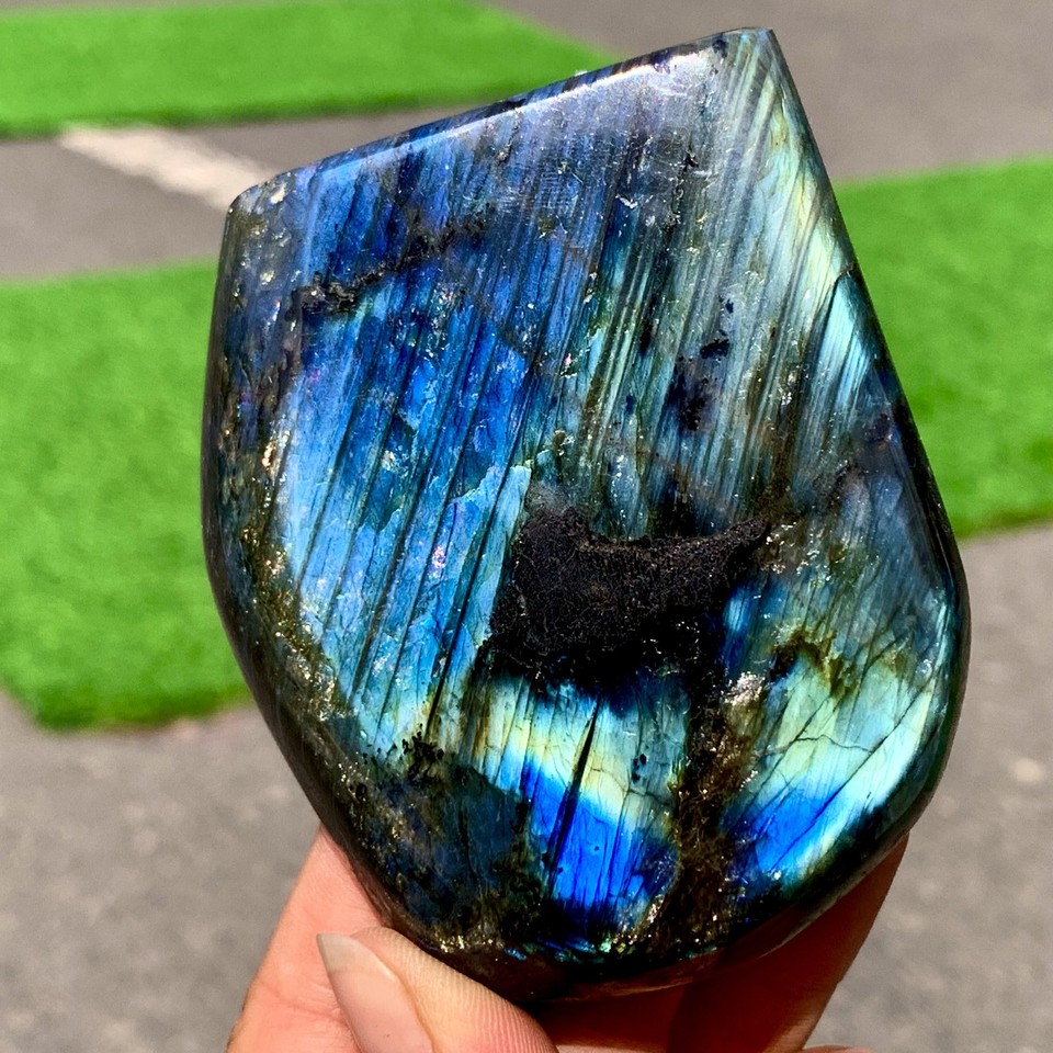 27G Natural Beautiful colored light Labradorite free-form inornament ...