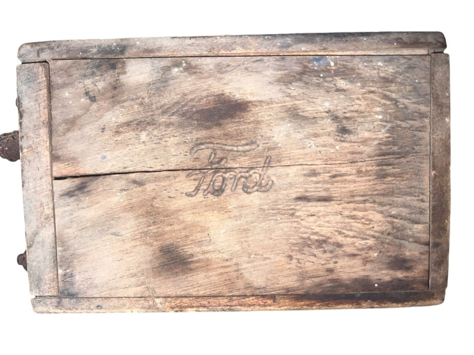 Antique Ford Model T Ignition Coil Battery Box Wood Dove-Tailed with ...