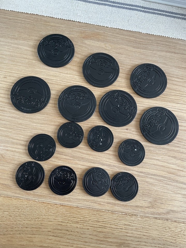 Pokémon TCG Holo Flip Coins X 15 • Rayquaza, Ninetales, Blastoise ...