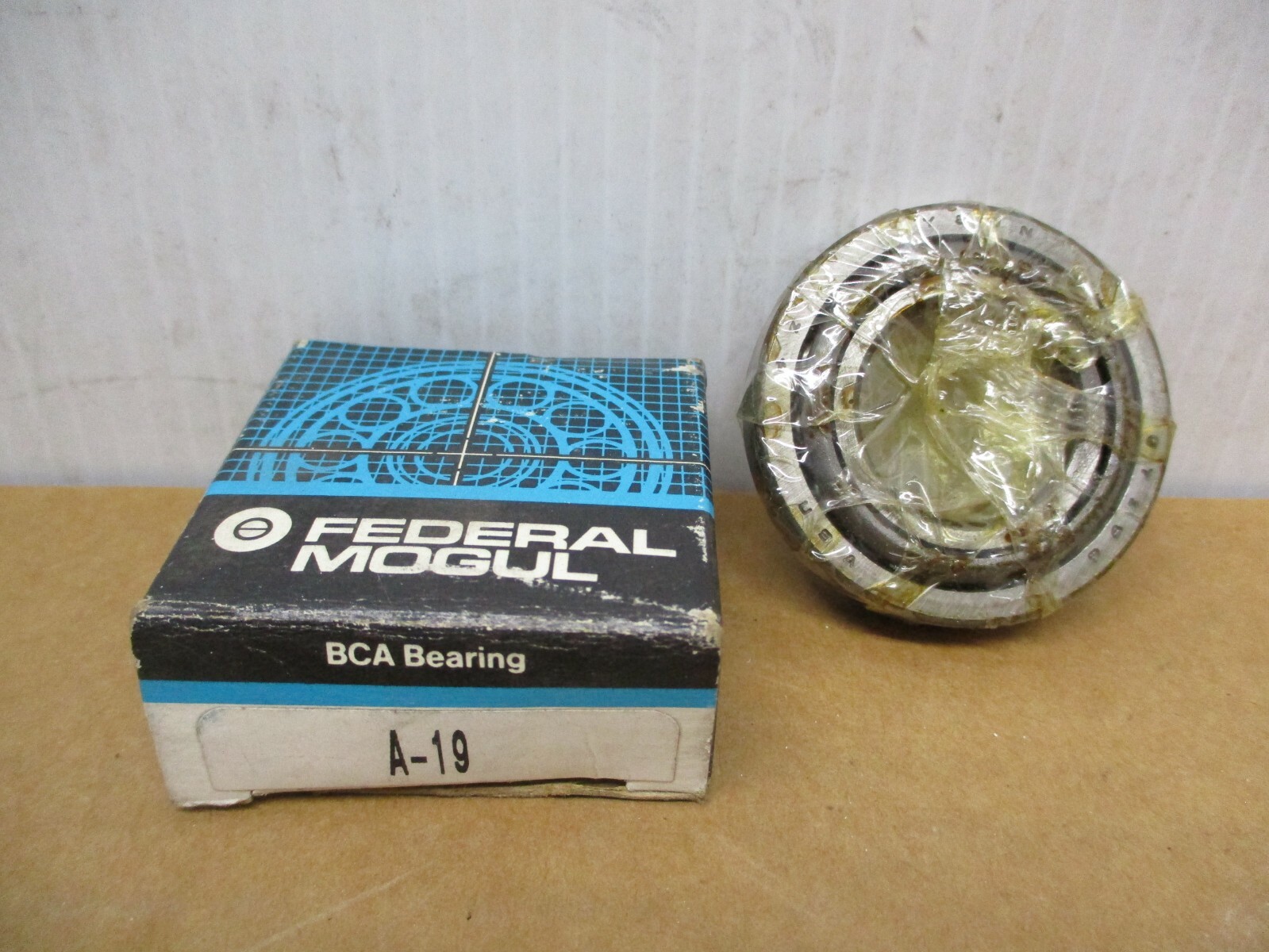 A-19 FEDERAL MOGUL BEARING | eBay