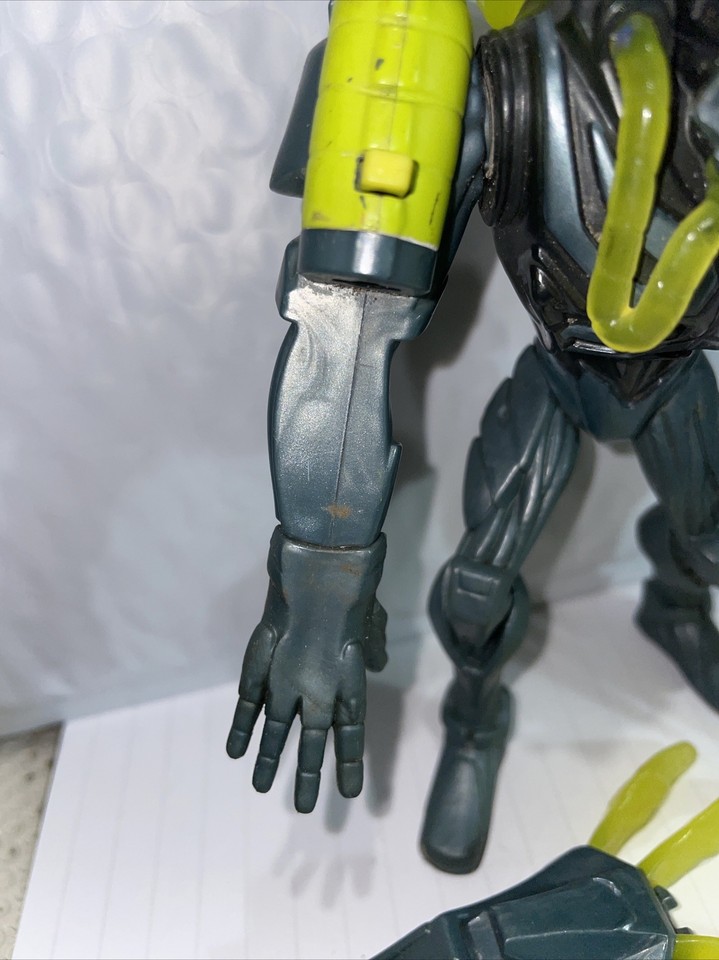 Max Steel 6" Action Figures 2013 Metal Elementor & Spider Claw Toxzon ...