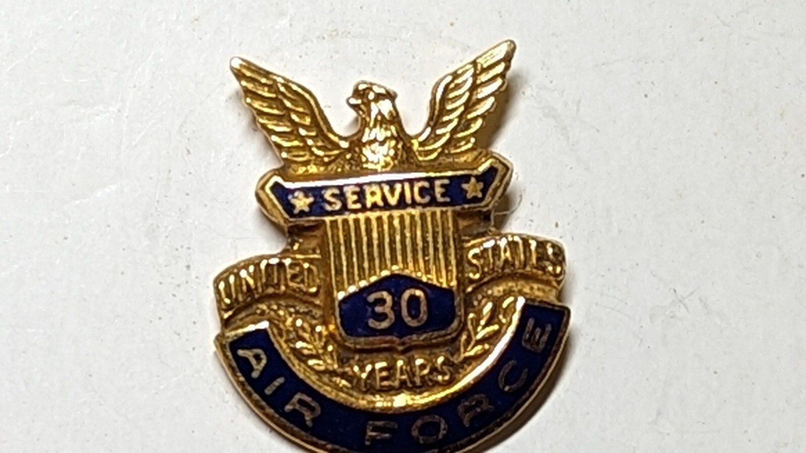 VINTAGE 30 YEARS AIR FORCE AWARD PIN 10K MILITARY | eBay