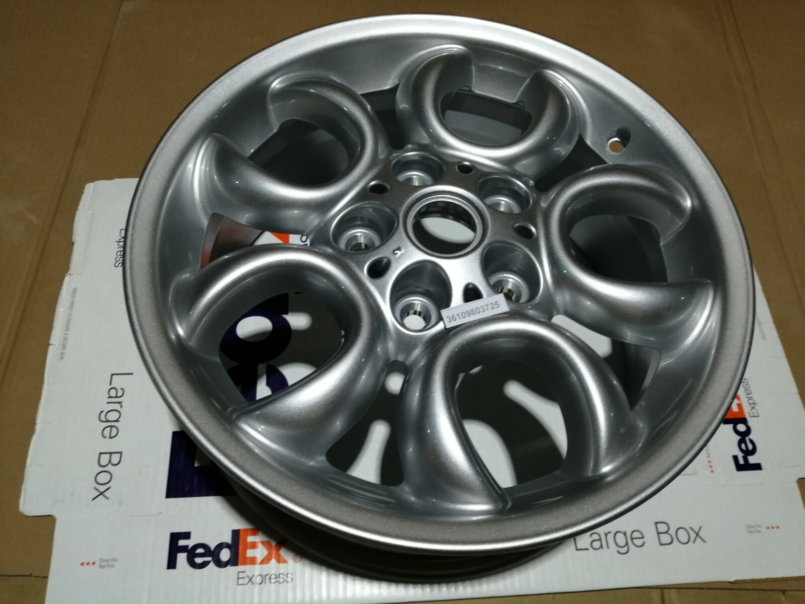 NEW Mini cooper Wheel alloy rim silver R60 R61 36109803725 61/2JX16 ET ...