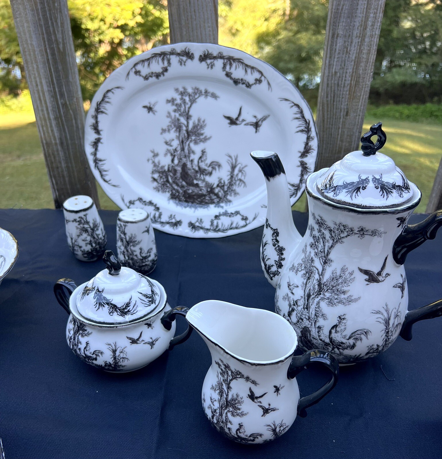 Vintage Aux Au Provence Toile Dinnerware Set 8 Place Setting + Service ...