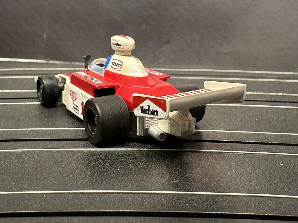 Aurora AFX G-Plus McLaren F1 #11 James Hunt Red/White HO Slot Car | eBay