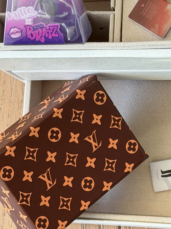 Vintage &Mod Gold Silver 925? Jewelry Box Collectible Coin LV Junk ...