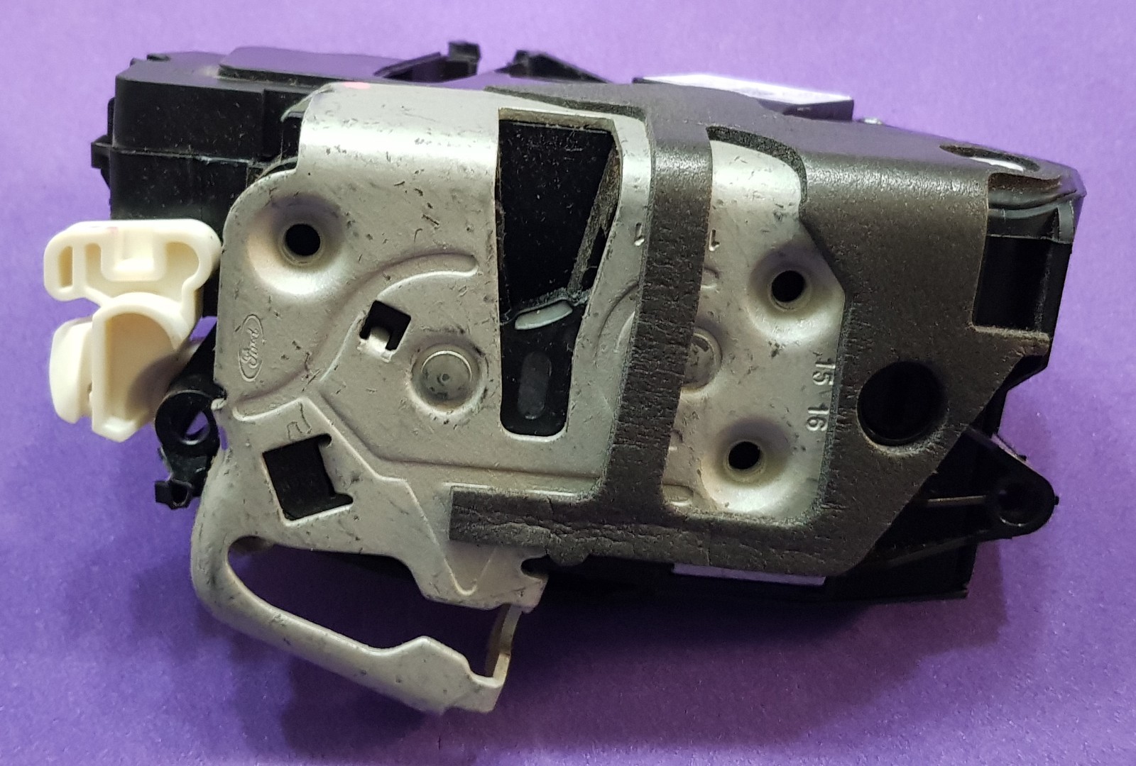 Door lock latch actuator Ford Fiesta Edge Fusion MKX MKZ Rear right ...