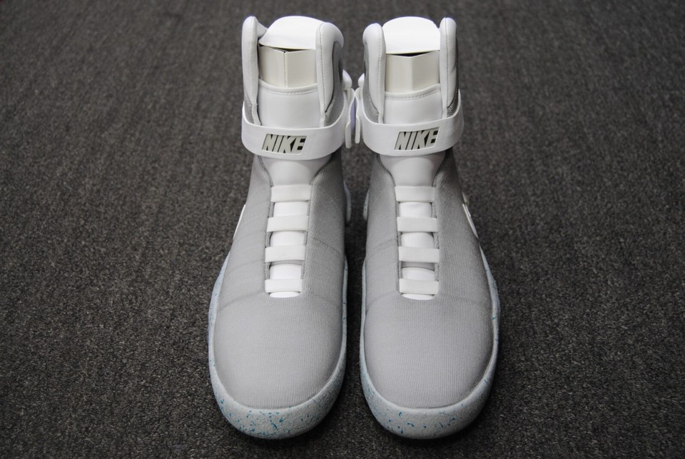 [417744-001] NEW WITH BOX NIKE MAG 2011 BACK TO THE FUTURE SIZE 10 | eBay