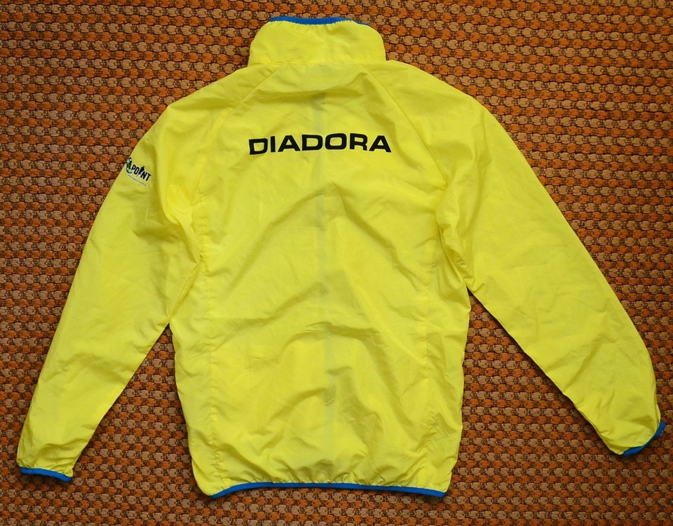Dusseldorf Marathon, Mens thin Running Jacket by Diadora, Medium ...