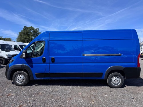 2019 Peugeot Boxer Professional 2.0 Blue HDI LWB Van. L3H2. FSH. NAV ...
