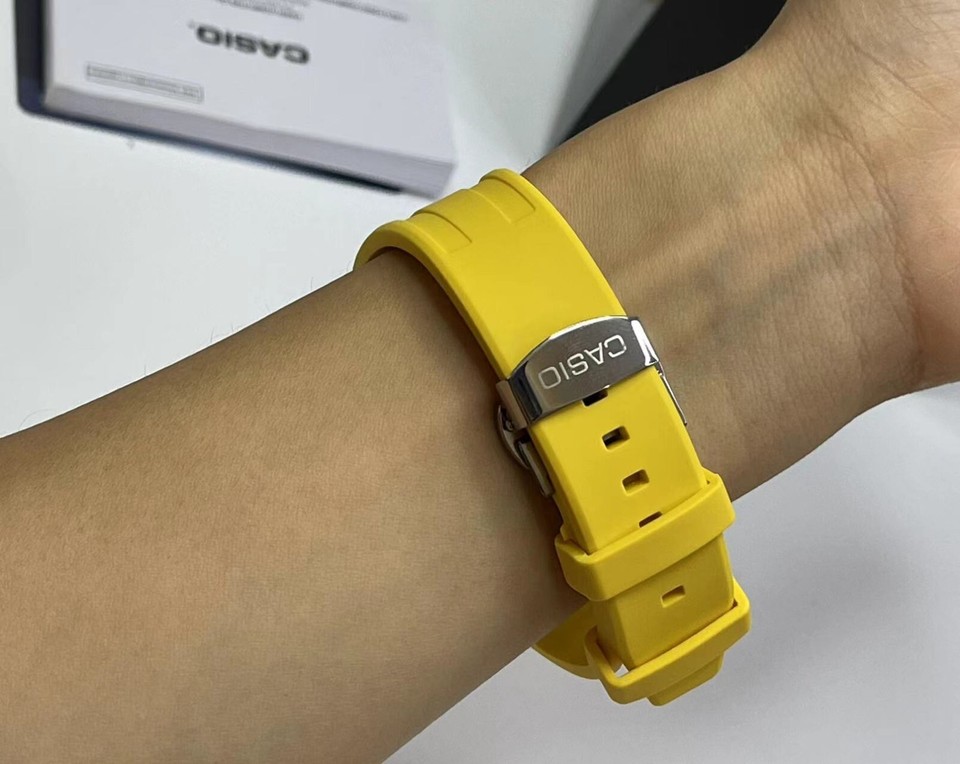 CasiOak - Custom G-SHOCK "YELLOW CORAL JELLY" - Casio GA2100 Mod ...