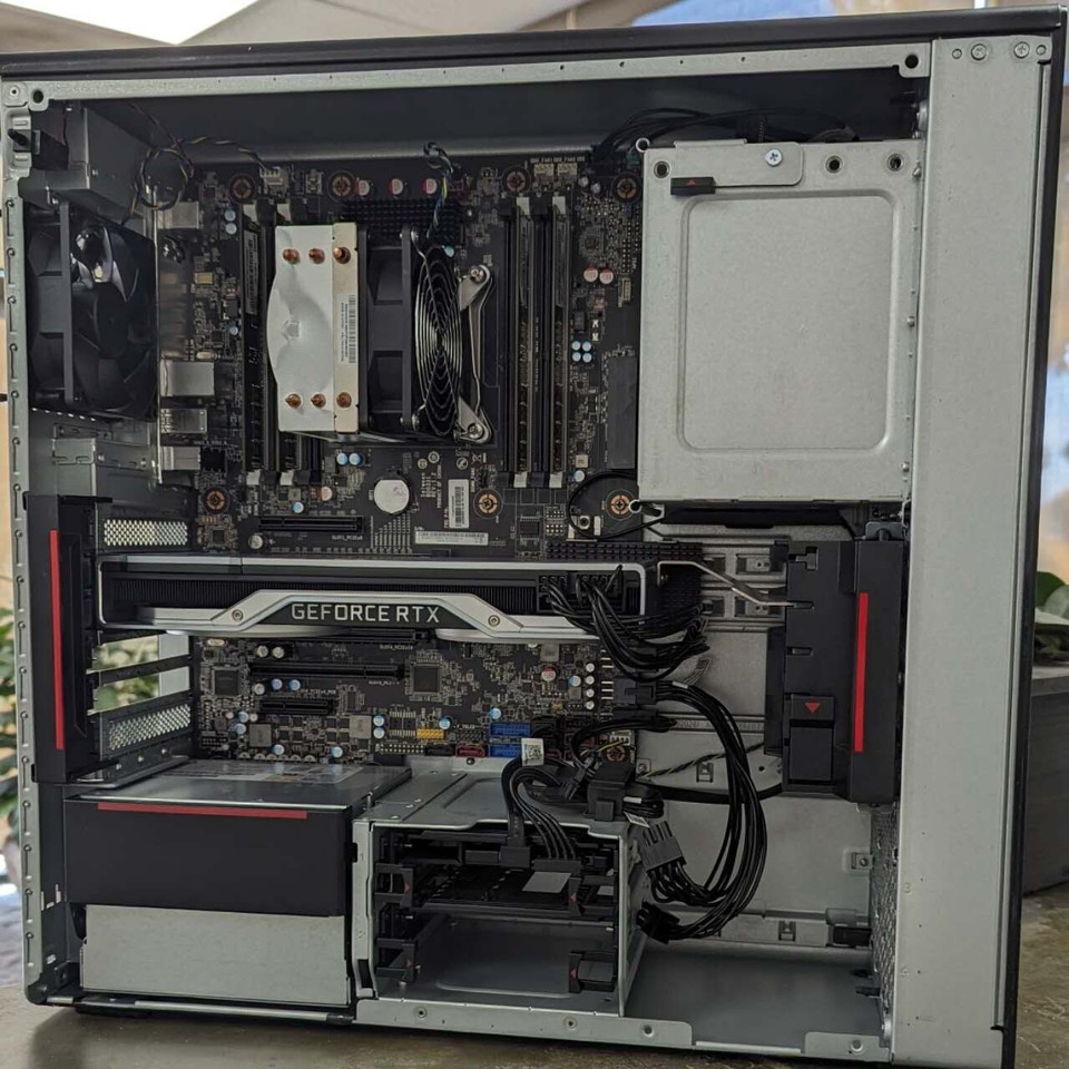 LENOVO P520 Workstation W-2133 32GB DDR4 ECC 900w PSU no storage or GPU ...