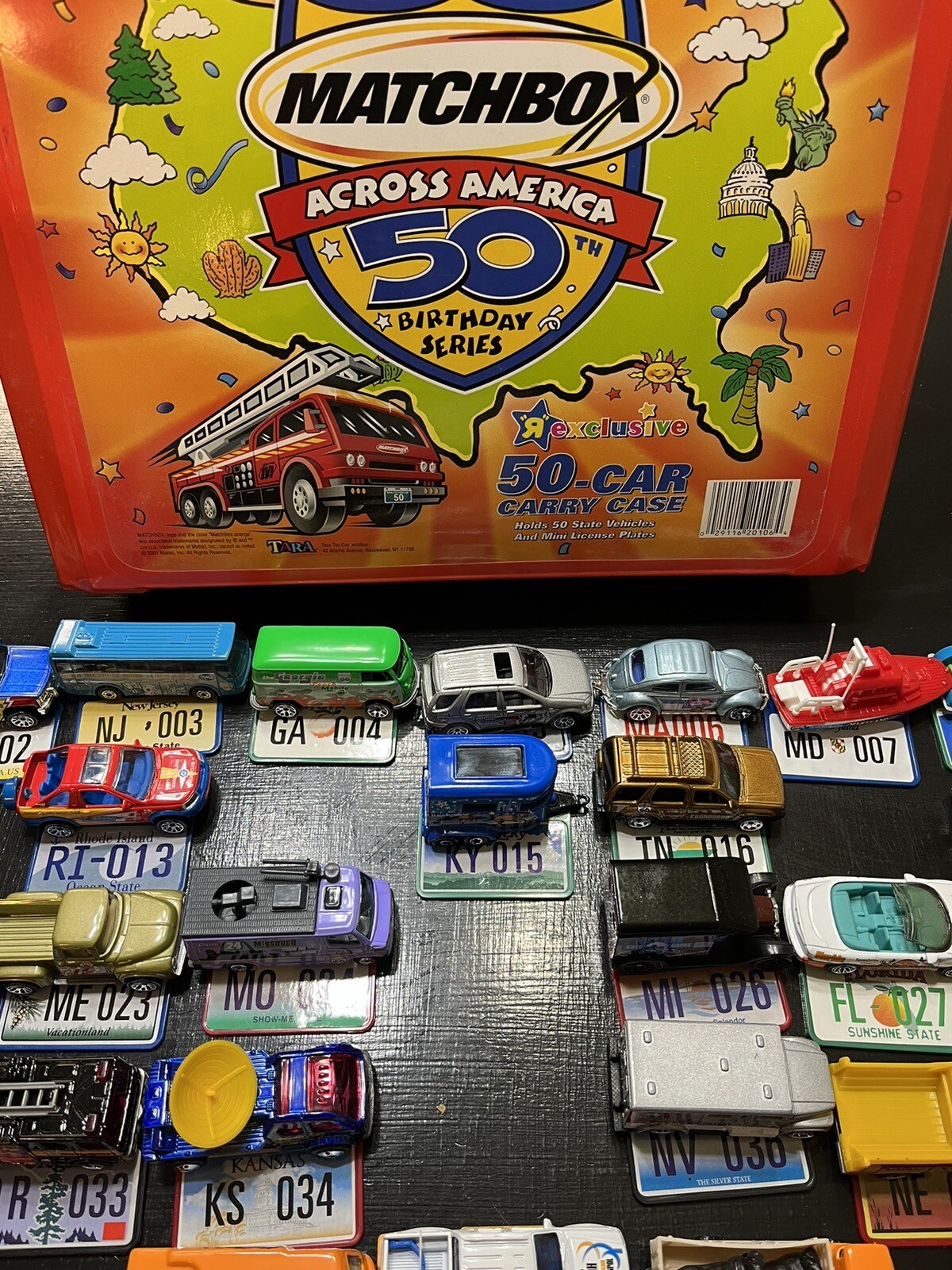 MATCHBOX ACROSS AMERICA 50th BIRTHDAY LOT 35 CARS LOOSE AND CASE WITH ...