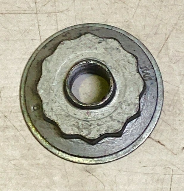 Discovery 5 RR Vogue Sport Front Suspension Arm Flanged Nut M16 X 2 ...