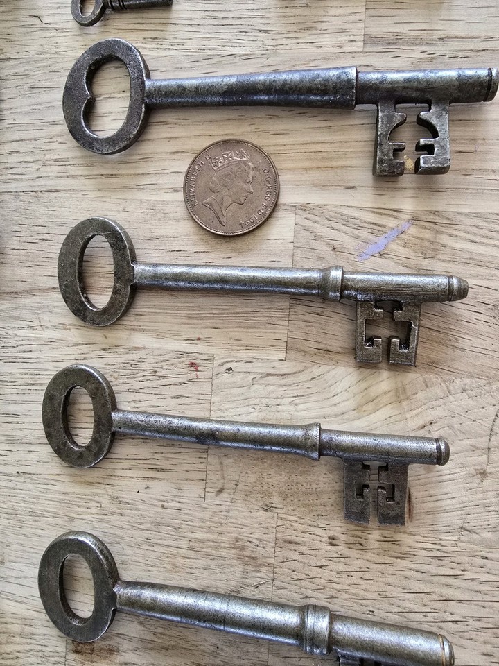 Job Lot Of Keys And Pre Decimal UK coins. Found In Our Stable Bock ...