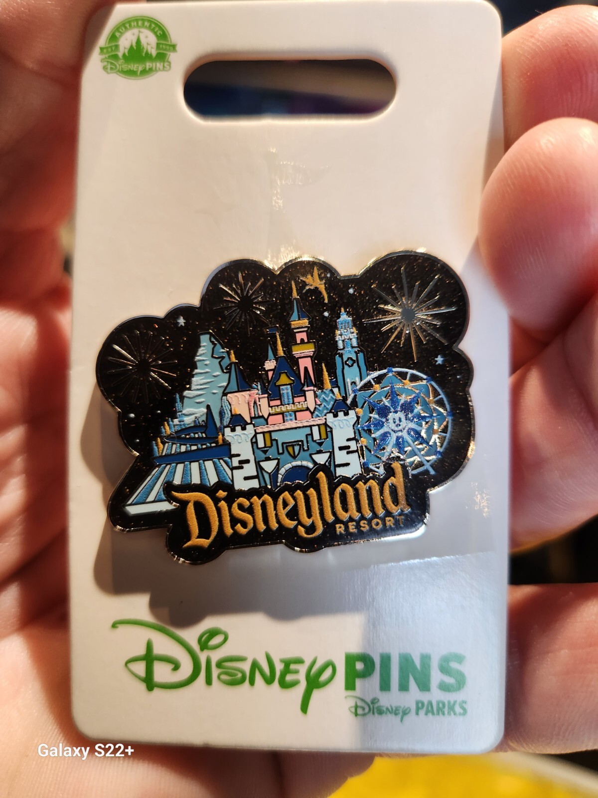 Disney Parks Disneyland Resort Matterhorn And Castle Pin – Créde ...