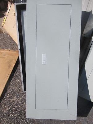 Siemens CDP7 Panelboard, 600A Main lug, 120/208V, 3PH 4W, CU, 18 CKT ...