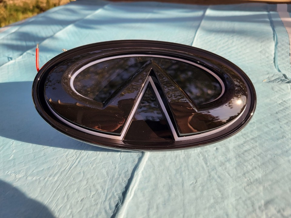 2018 2019 2020 2021 INFINITI Q50 LED Front Grill Emblem GlossBlack ...