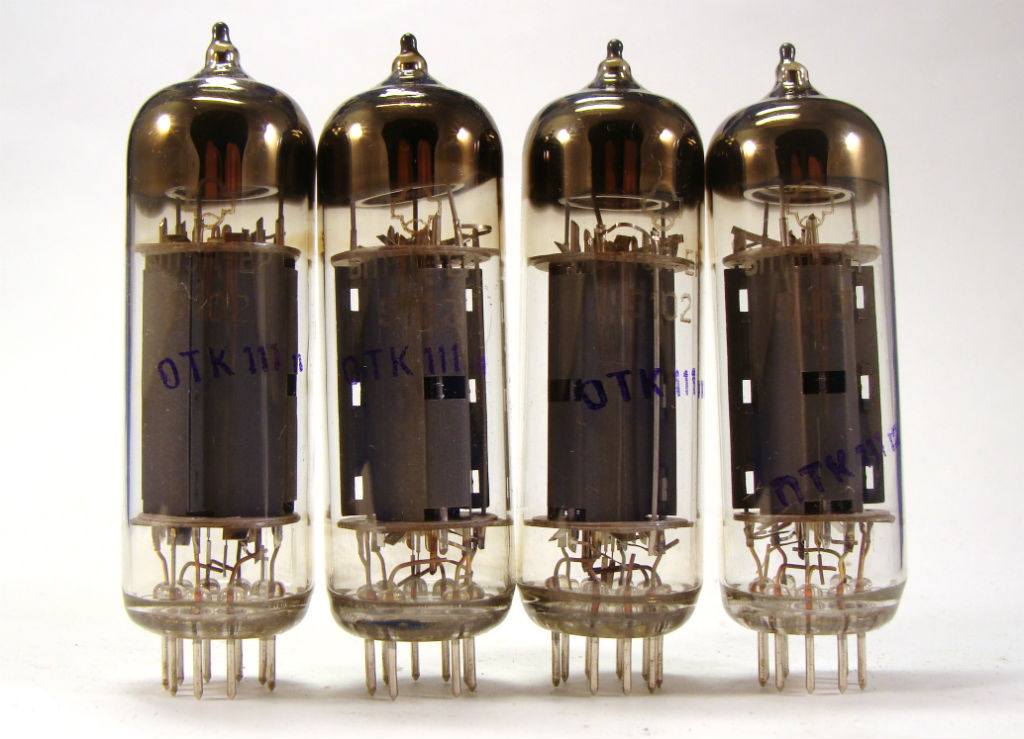 2x 6P15P-ER / EL83 / EL803S / SV83 Soviet Tubes Lot 4pcs NOS Same Date ...