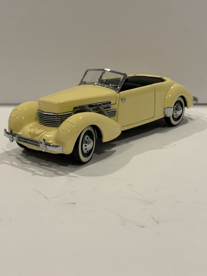 Franklin Mint Precision Models 1937 Cord 812 Phaeton Coupe 1:24 Die ...