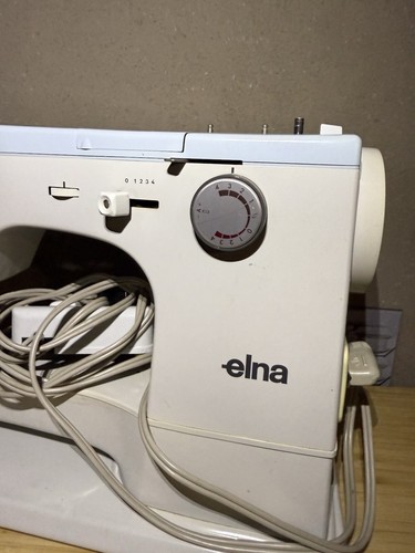 Read. Vintage Elna SU 62C 'SUPER' Sewing Machine with Pedal Accessories ...