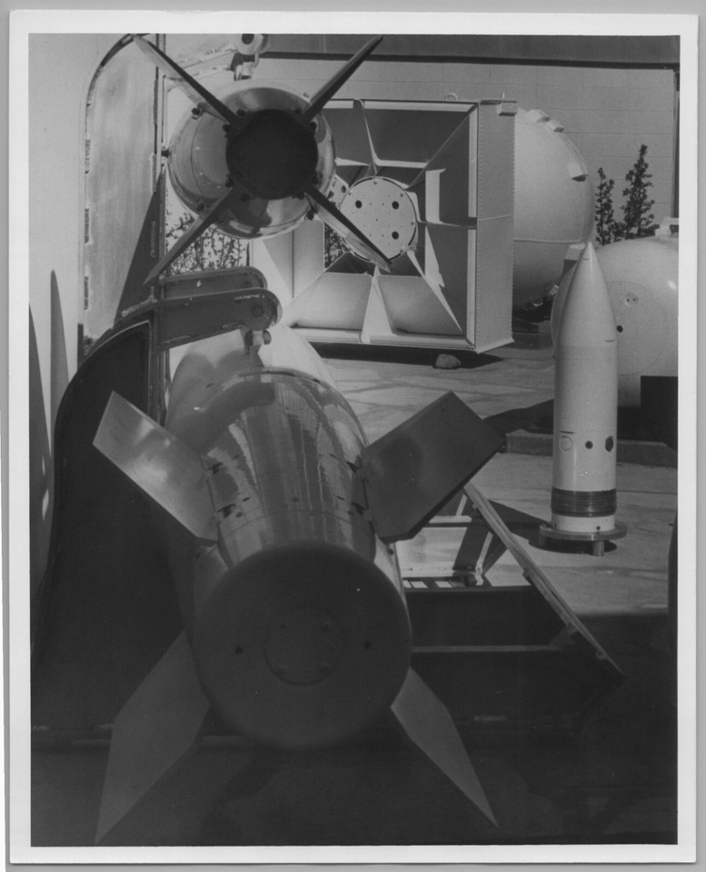 Nuclear Bomb Mockup Rear Section Tail Fins Military Display ...