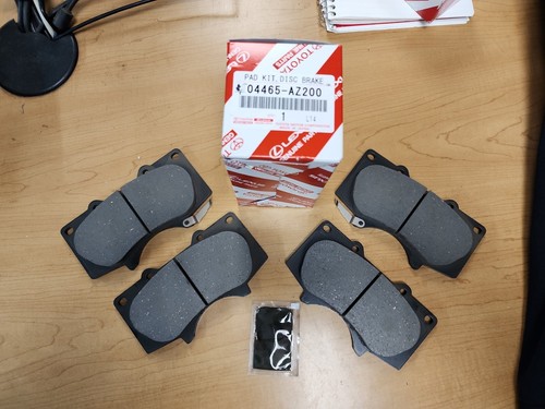 2003-2023 Toyota 4Runner Front Brake Pads 04465-AZ200 2005-2023 Tacoma ...