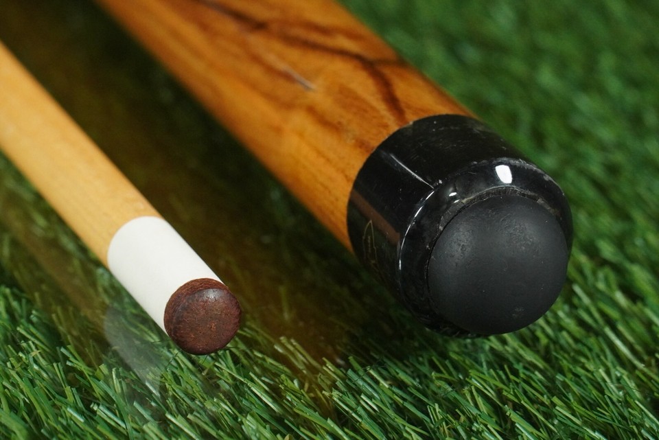 BRUNSWICK 18oz 58” TWO-PIECE POOL CUE BILLIARD STICK, LIGHT WOOD FINISH ...