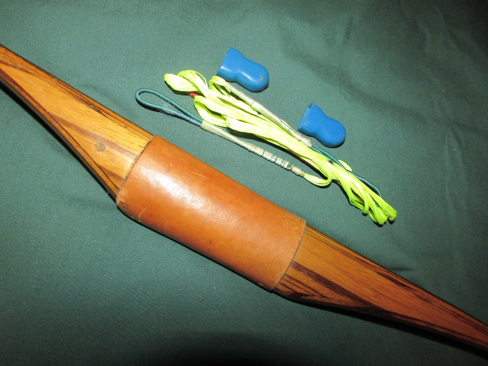 MARTIN ARCHERY LONGBOW & String, 68", 55#@28", Ser.#ML-14 5281, Big ...