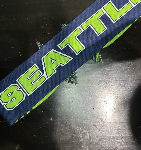 Seattle Seahawks Scarf Men's One Size Two Sides Blue Or Green NFL ...