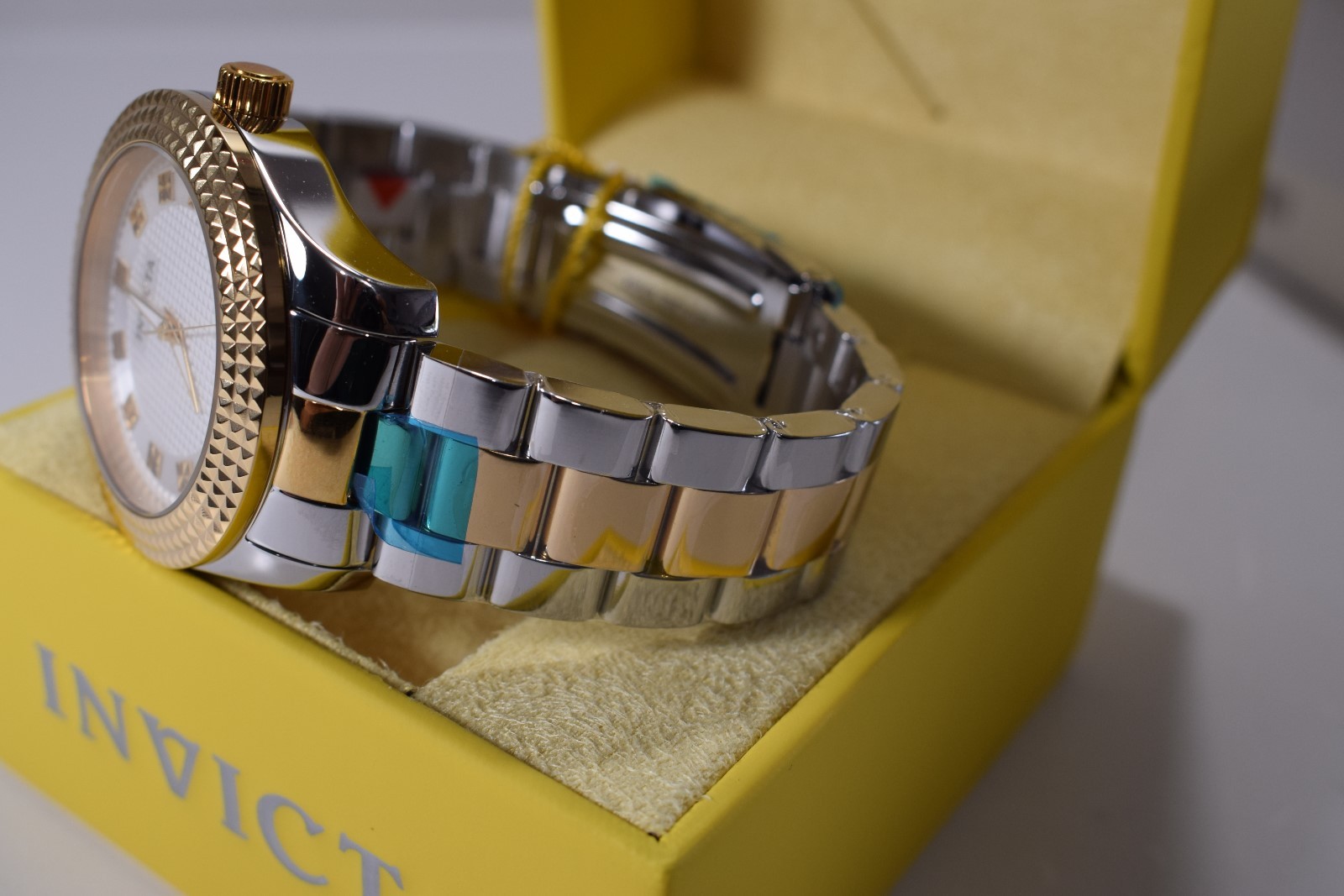 Invicta Specialty Men's Watch Quartz Stainless Steel Case Silver Dial ...