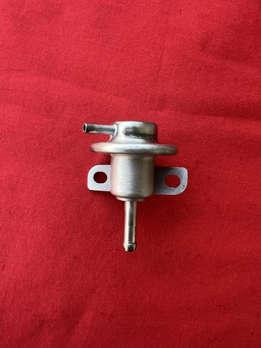 23280-75020 GENUINE Toyota REGULATOR ASSY, FUEL PRESSURE 2328075020 OEM ...