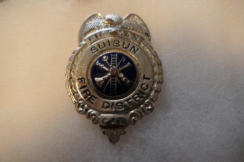 Suisun Fire Dist. Fireman Badge Solano County California Ca Firefighter ...