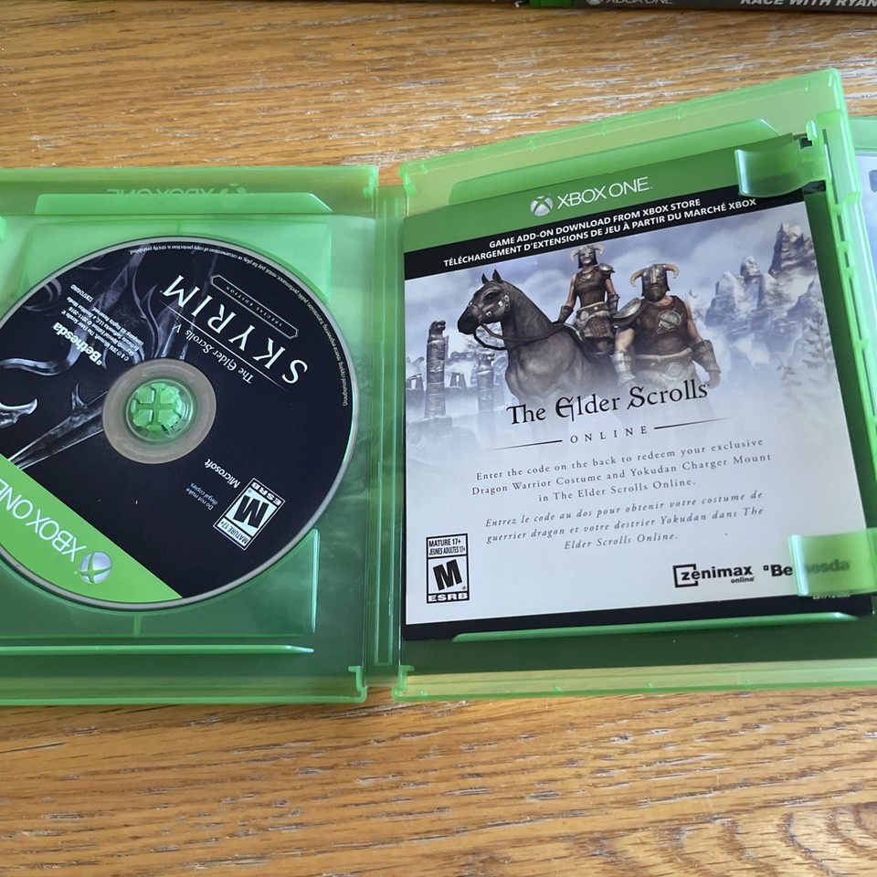 LARGE LOT 18 XBOX ONE BUNDLE GAMES: COD/FALLOUT/MADDEN/destiny 2/PVZ/AC ...