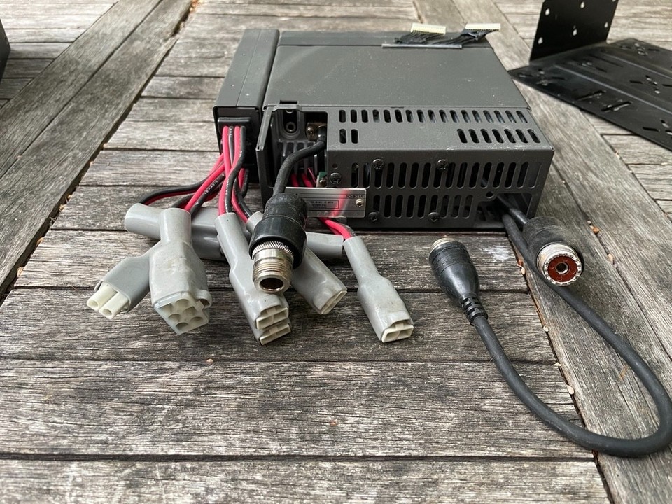 Untested: Icom IC-901A with UX-129E, UX-39A, UX-R91A, and UX-S92A (2m ...