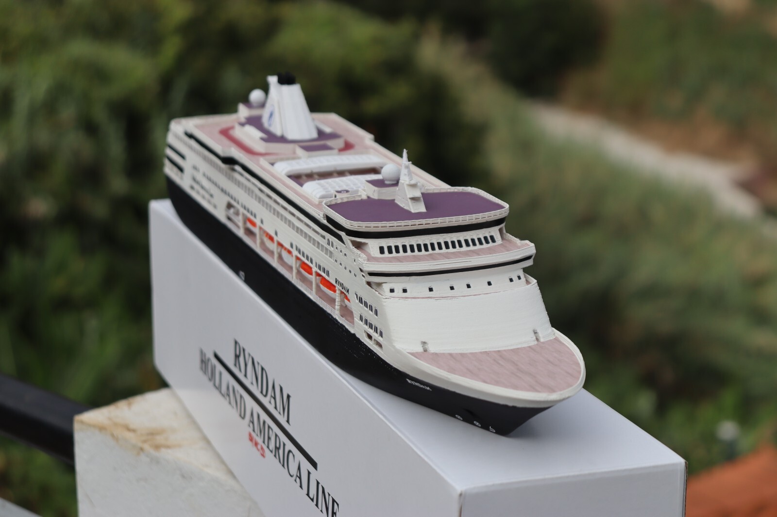 Rare Holland America Line' Ryndam Cruise Ship Model 1:420 | eBay