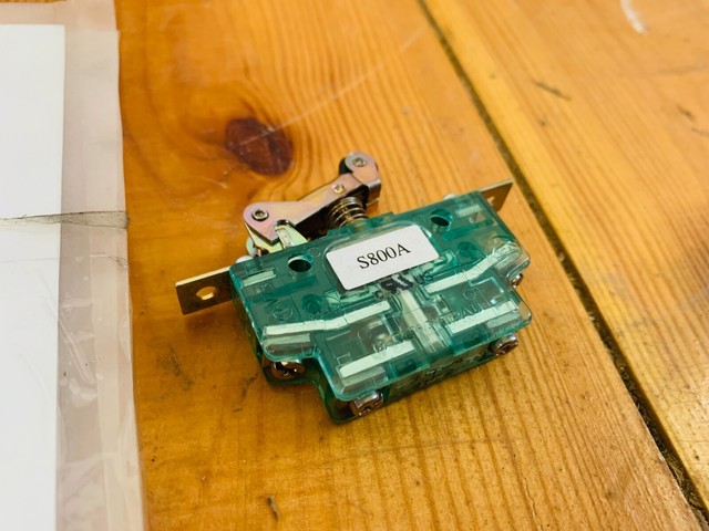 Schaltbau S800A Snap Action Limit Micro Switch Button 4kv/3 for sale ...