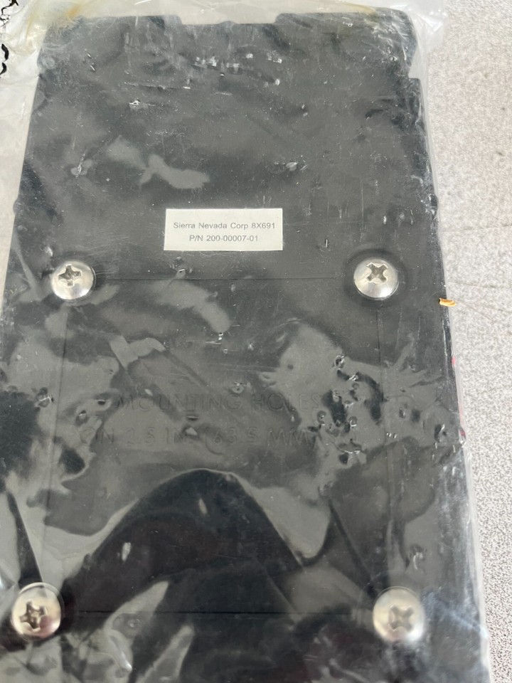 SIERRA NEVADA SKL SIMPLE KEY LOADER AN/PYQ-10 CHARGER 200-00007-01 | eBay